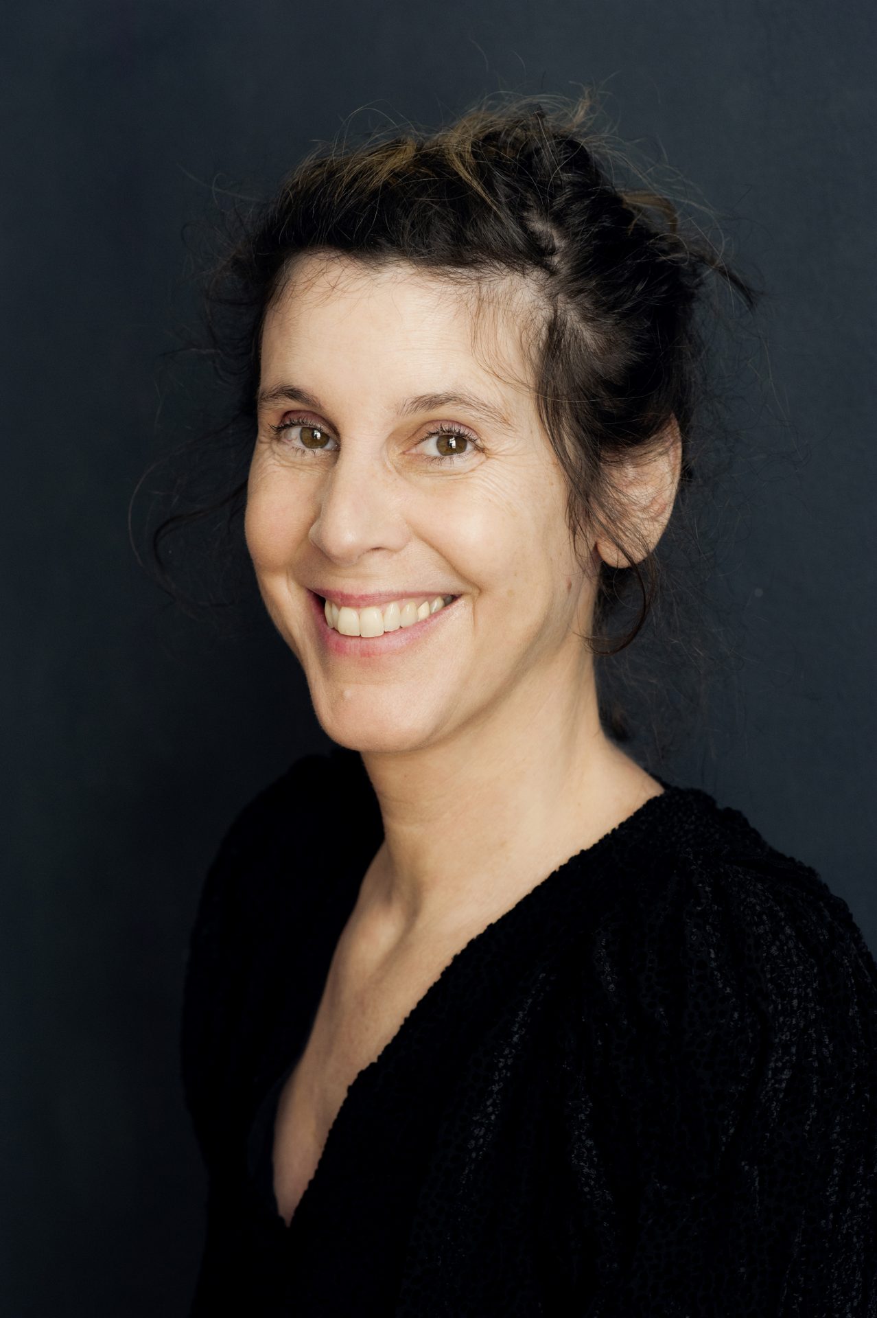 Daniela Dröscher: Junge Frau mit Katze - Literaturszene Köln e.V.